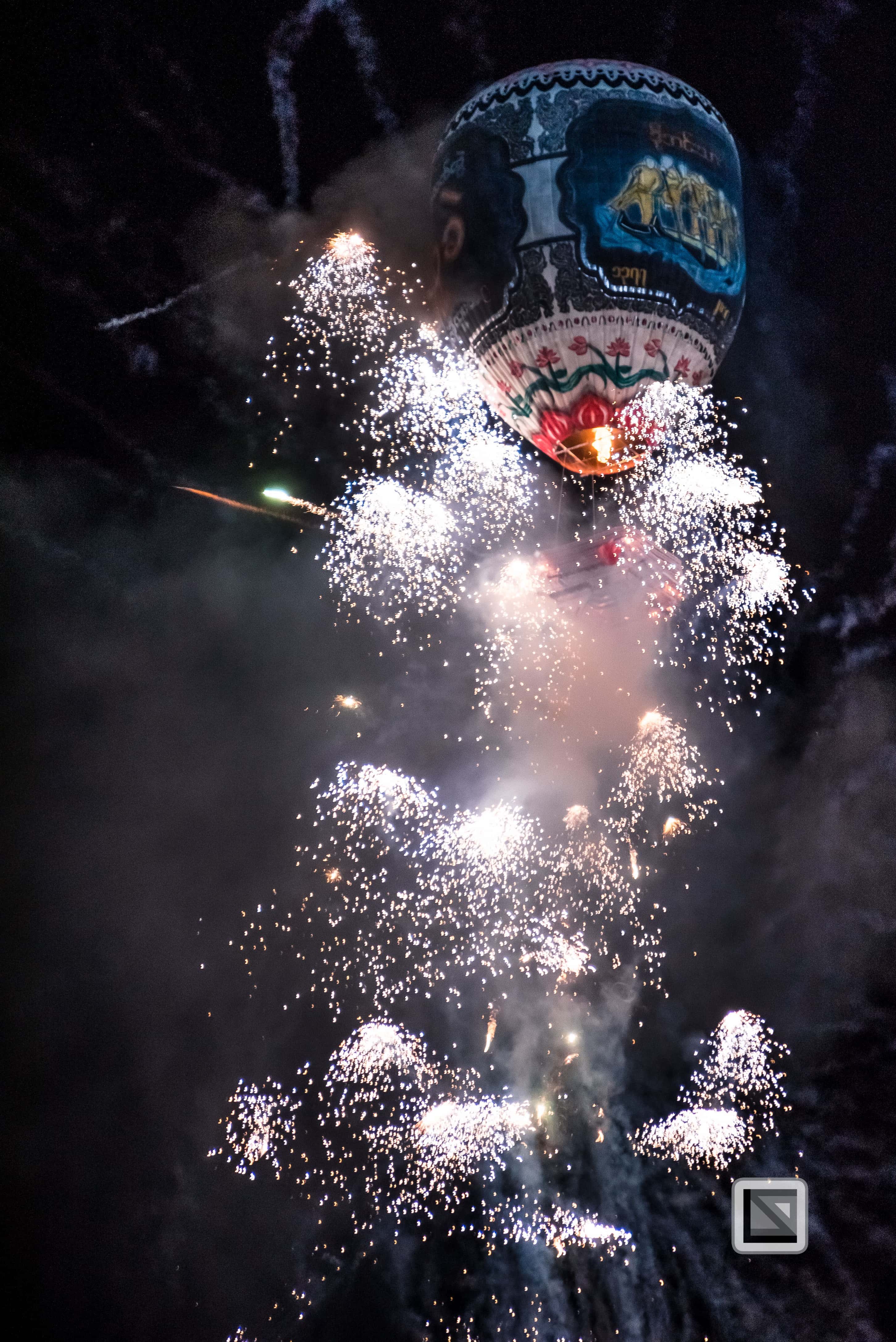 Taunggyi Tazaungdaing festival