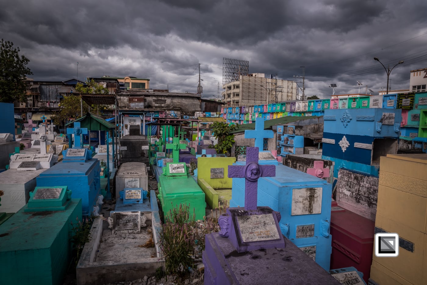 Manila_North_Cemetery-659